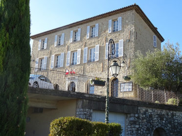 Mairie d'Opio – Un village provencal